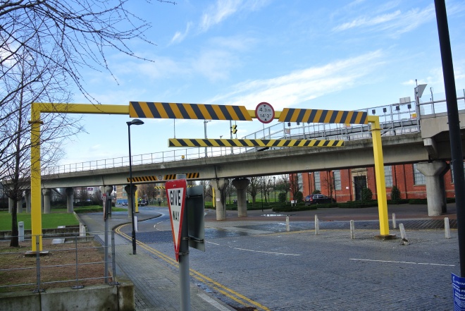 Ultra Heavy Duty Fixed Height Barrier - Heightrestrictionbarrier.co.uk